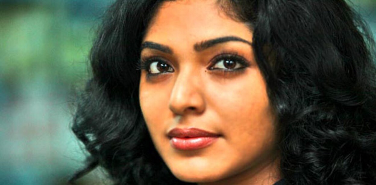 പാർവതിക്കും സജിതയ്‌ക്കും ശേഷം ഇരയായെന്ന വെളിപ്പെടുത്തലുമായി റിമയും! 'മി ...