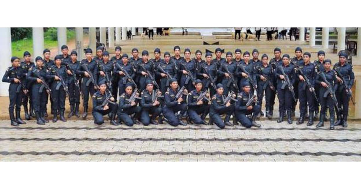 കേരള പൊലീസിലെ പ്രഥമ വനിത കമാൻഡോ സംഘം കർമ്മരംഗത്തേക്ക്; വിഡിയോ കാണാം ...