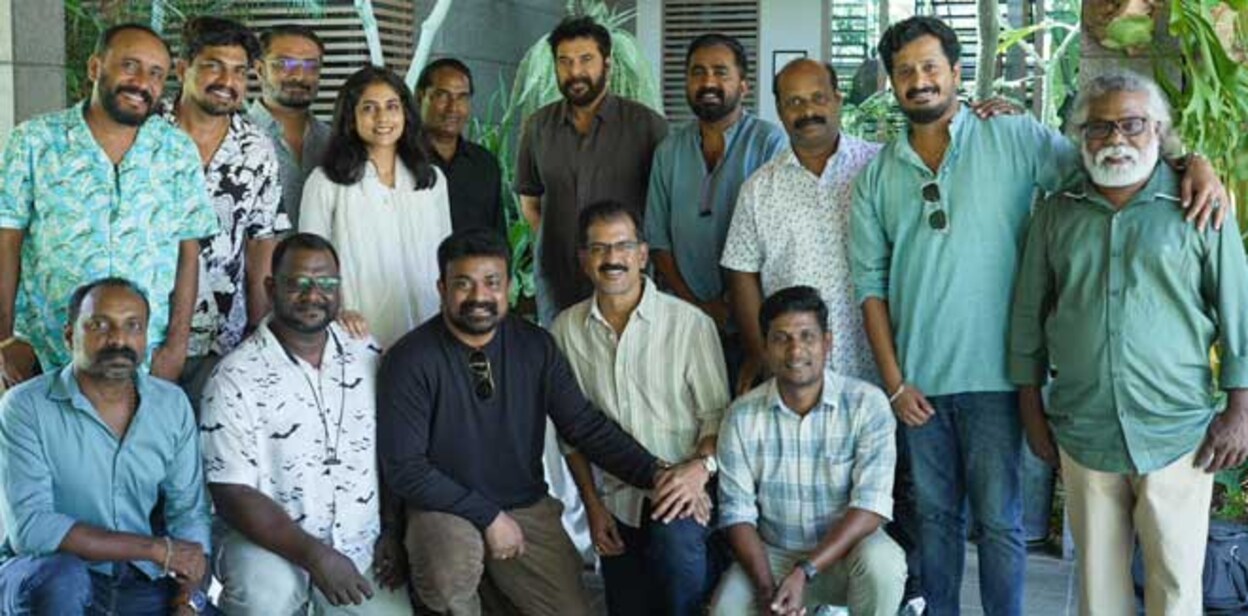 ‘ആട്ടം മമ്മൂക്ക കണ്ടു, ഒരുപാട് ഇഷ്ടപ്പെട്ടു, എല്ലാവരോടും വീട്ടിലേക്ക് ...