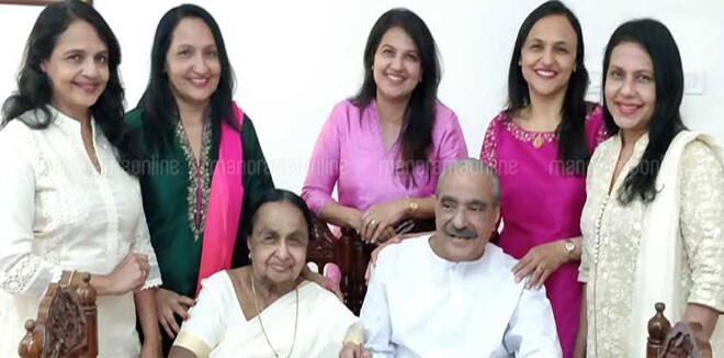 കൂട്ടായി കുട്ടിയമ്മ, രണ്ടില പോലെ തളിർത്ത ദാമ്പത്യം! കരിങ്ങോഴയ്ക്ക ...