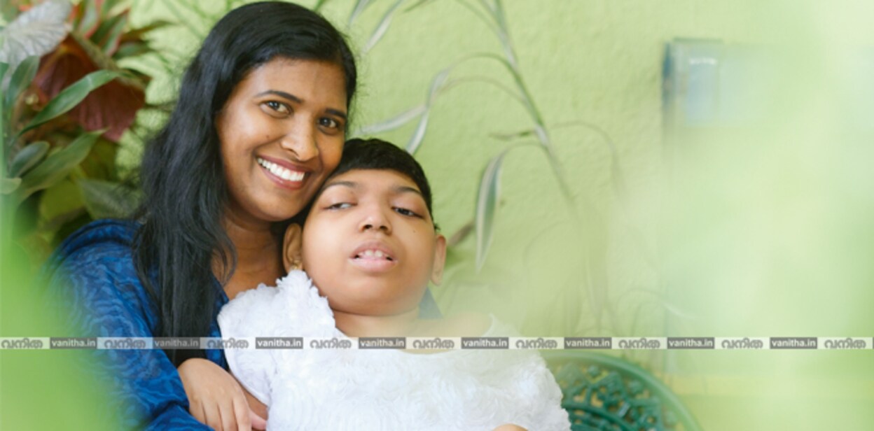 ‘മരിച്ചു പോകുന്ന കുഞ്ഞിനെ ബക്കറ്റിൽ പൊതിഞ്ഞ് കൊണ്ടുപോകുന്ന കാഴ്ച ...