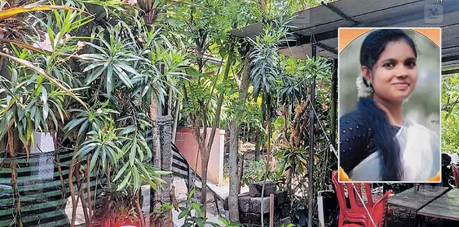 അരളി നുള്ളിയെടുത്തു കടിച്ചതു മരണകാരണമായോ? വിമാനത്താവളത്തിൽ കുഴഞ്ഞുവീണ് ...