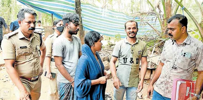 ‘വെള്ളത്തിൽ ഉറക്ക ഗുളിക കലർത്തി; സൗഹൃദം നടിച്ച് കുടിപ്പിച്ചു, തലയണ ...