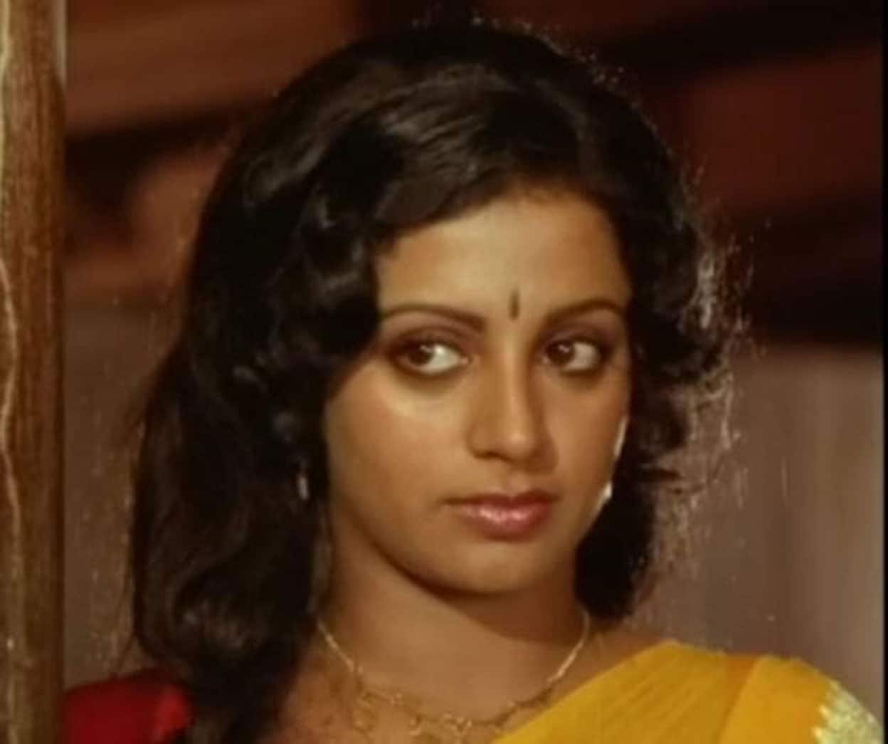 കാൻസറിന്റെ വേദനയിൽ പിടഞ്ഞ 3 വർഷങ്ങൾ...ഒടുവിൽ വിദ്യയെ കാണാൻ കമൽ എത്തി...: ശ്രീവിദ്യ എന്ന താരം ...