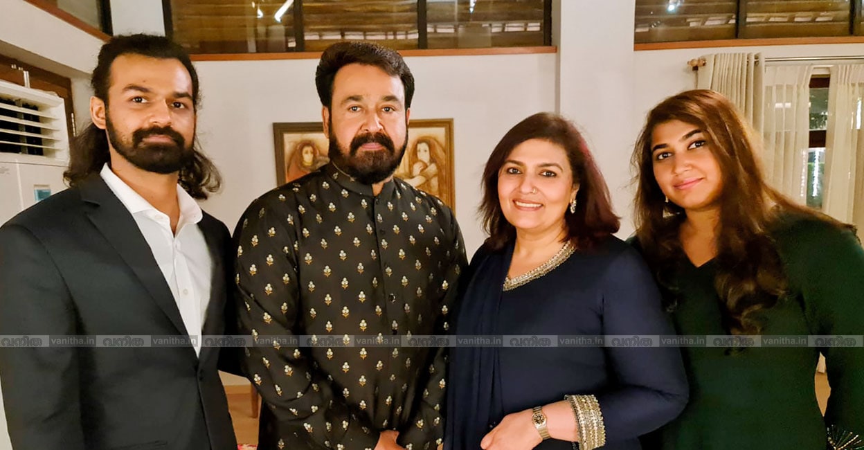 പ്രണവിന്റേയും വിസ്മയയുടേയും ജീവിത യാത്രകൾ മോഹിപ്പിക്കാറില്ലേ?’
