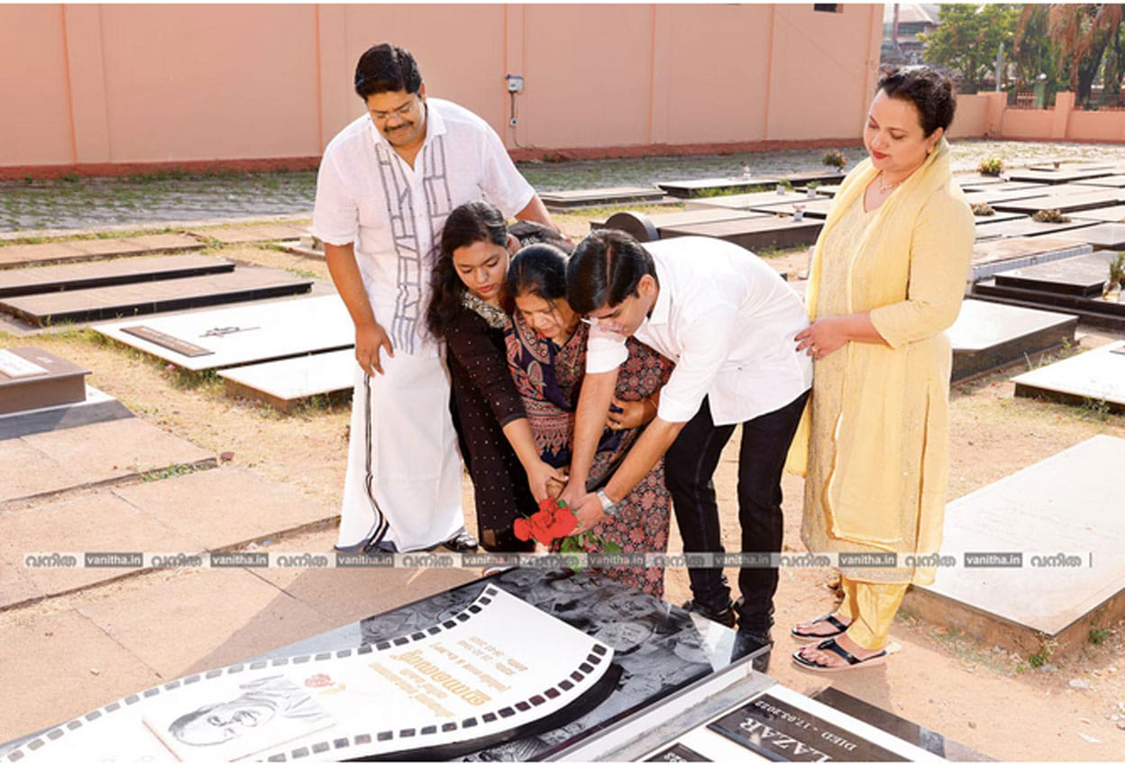 ‘ഞാൻ പോയാലും അമ്മാമ്മയെ നന്നായി നോക്കണേ..’: ആലീസിനൊപ്പം ഉറങ്ങാ ...