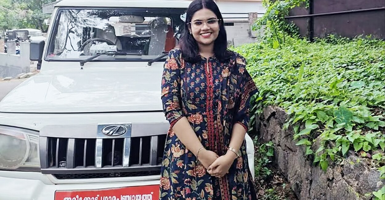 ഇരുപത്തിമൂന്നാം വയസ്സില്‍ പഞ്ചായത്ത് സെക്രട്ടറിയായി ചുമതലയേറ്റ് ഗൗരി